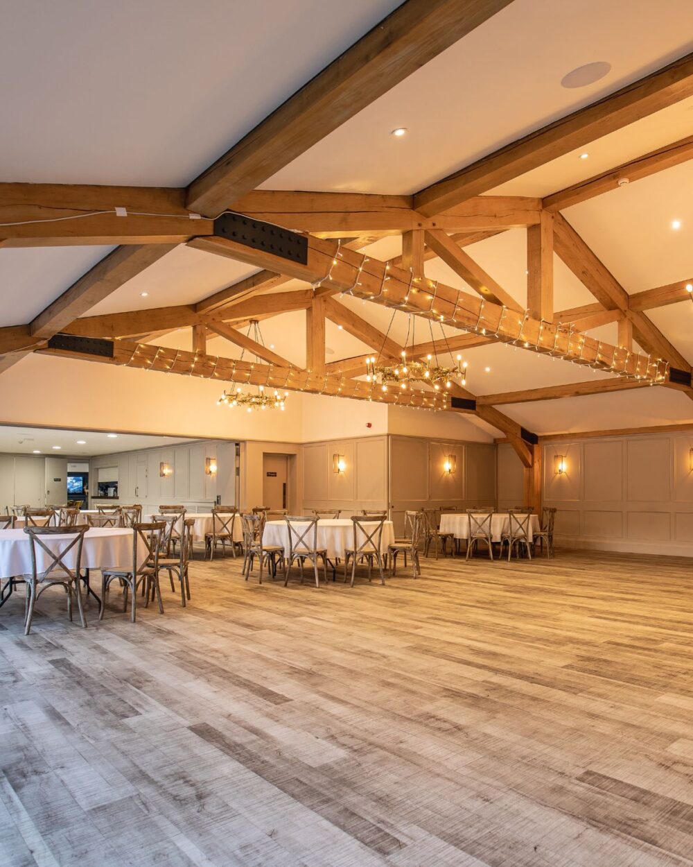 Oak King Post Trusses - Hardwoods Group